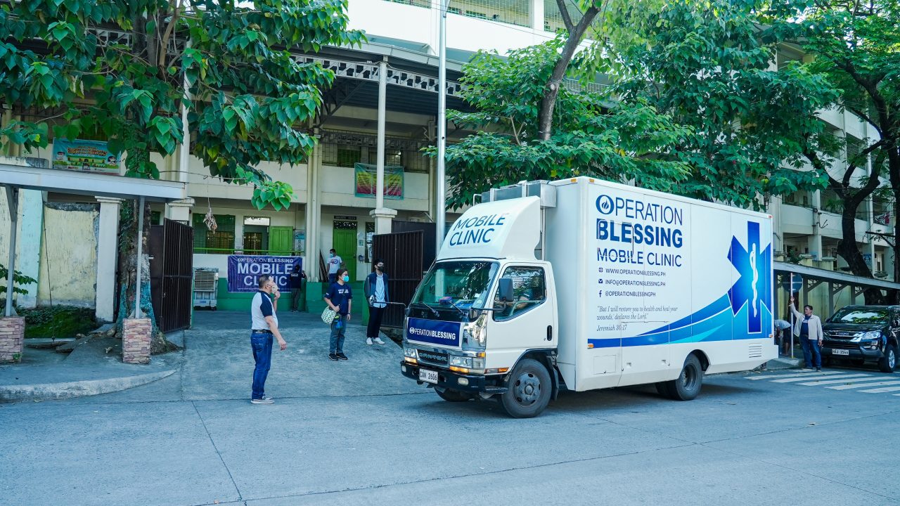 Itchy feet keep 27-year-old lady up at night - Operation Blessing ...